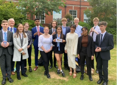 Queen Elizabeth's Grammar School - Home